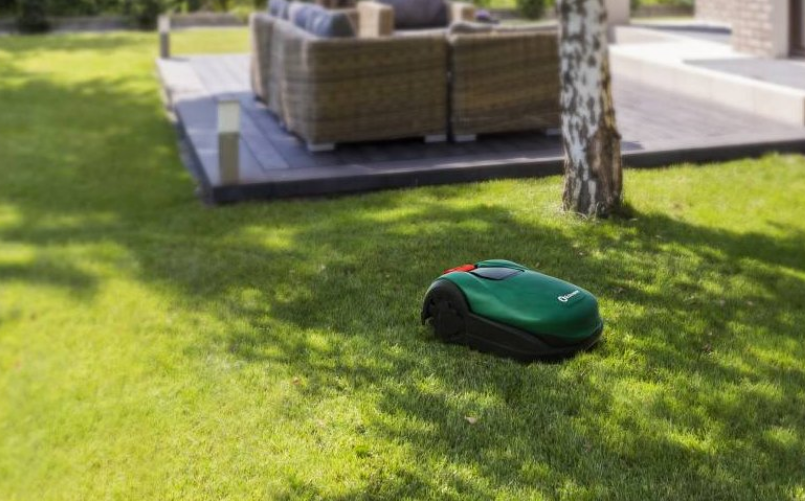 Sekačky Robomow RK1000 a RK2000 - Robotprofi.cz